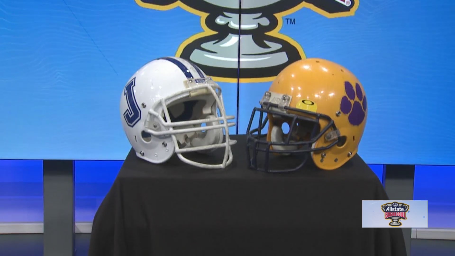 Edna Karr pulls away late for 35-7 win over Jesuit – WGNO