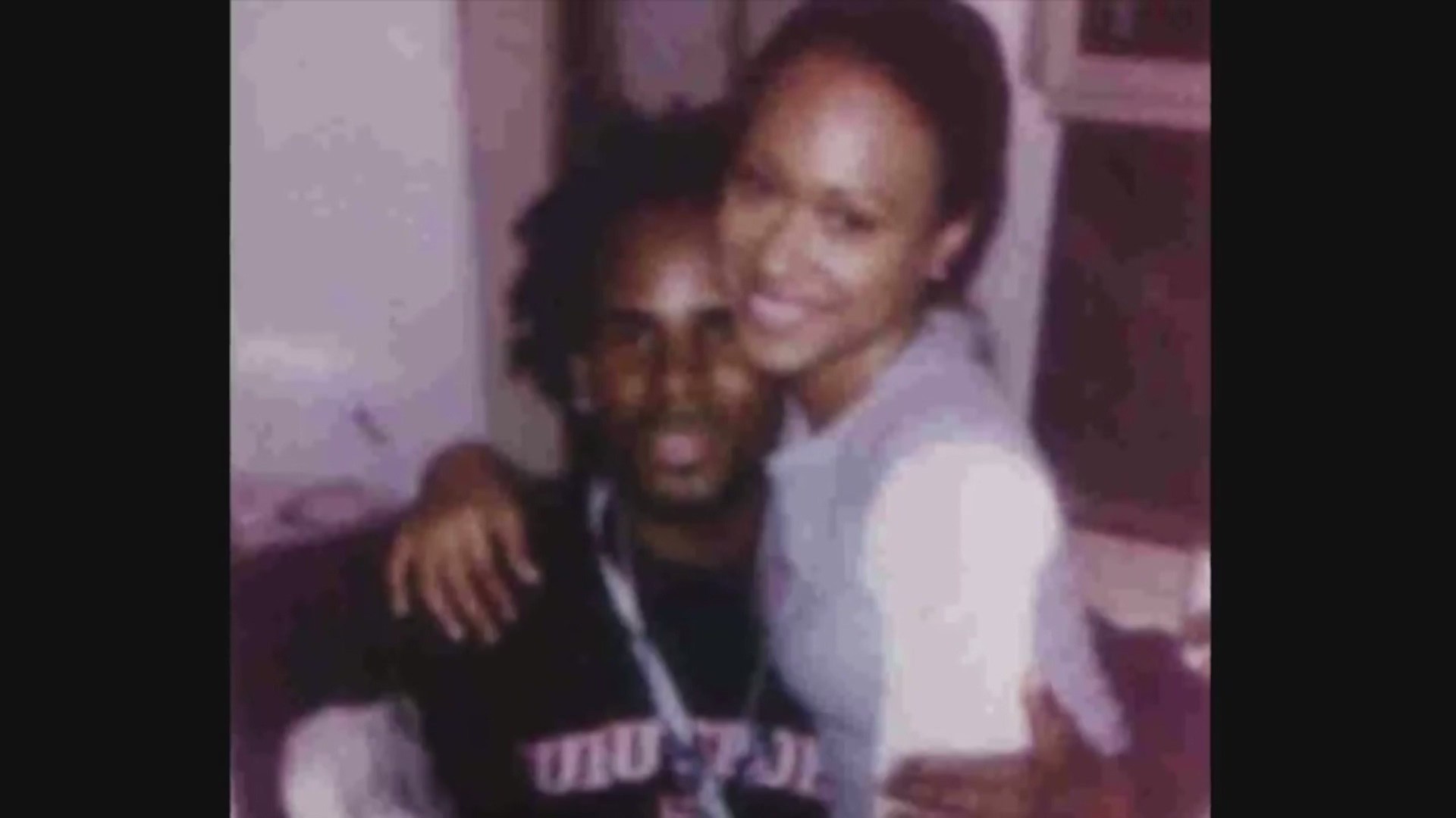 R. Kelly’s former girlfriend says singer’s business manager told her ...