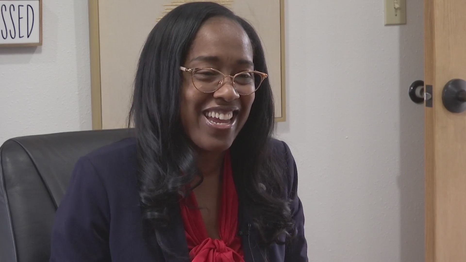 Rockford woman dedicates her time to helping women, minority-owned ...
