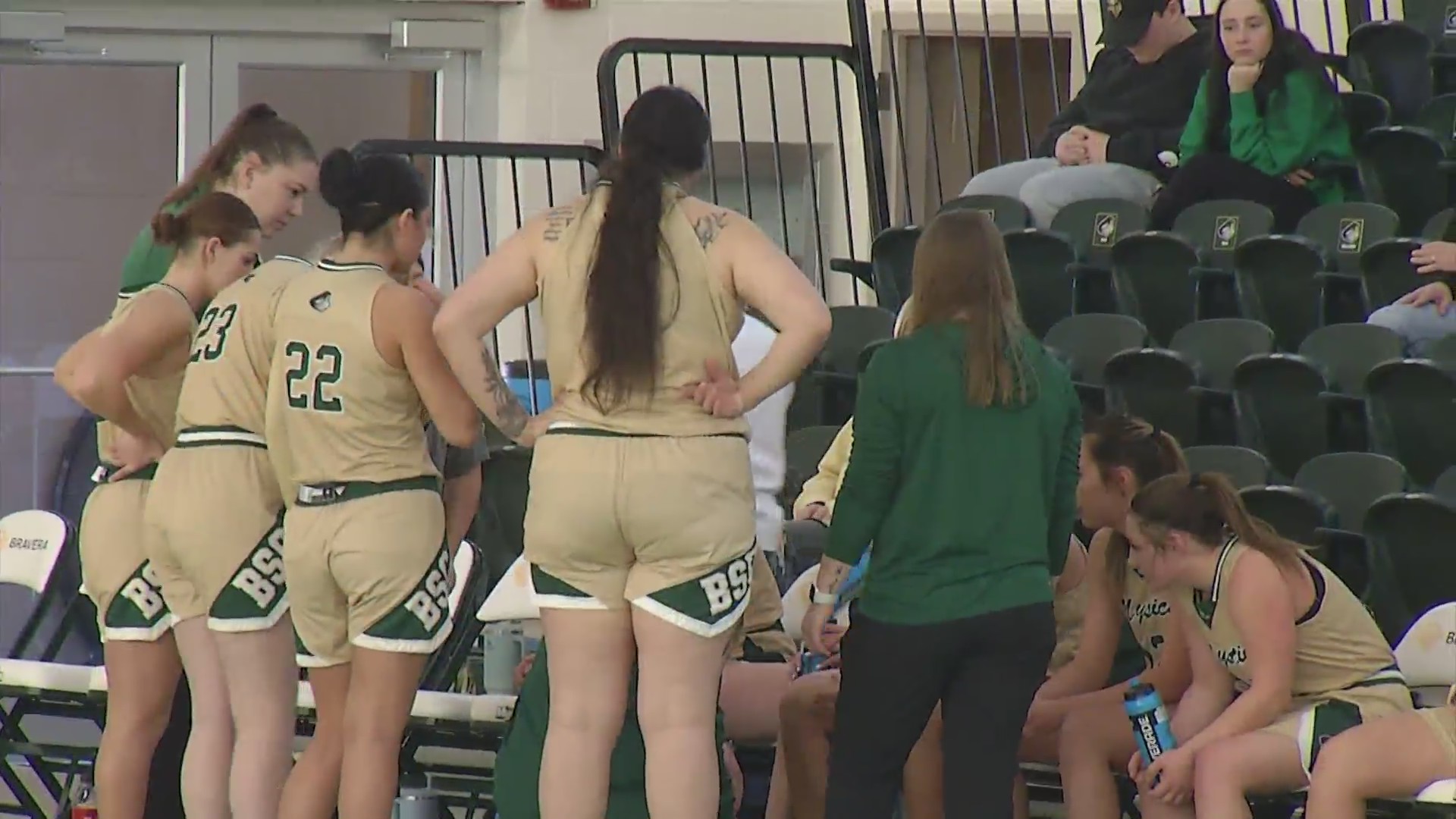 BSC splits with Northwestern College at The Armory – KX NEWS