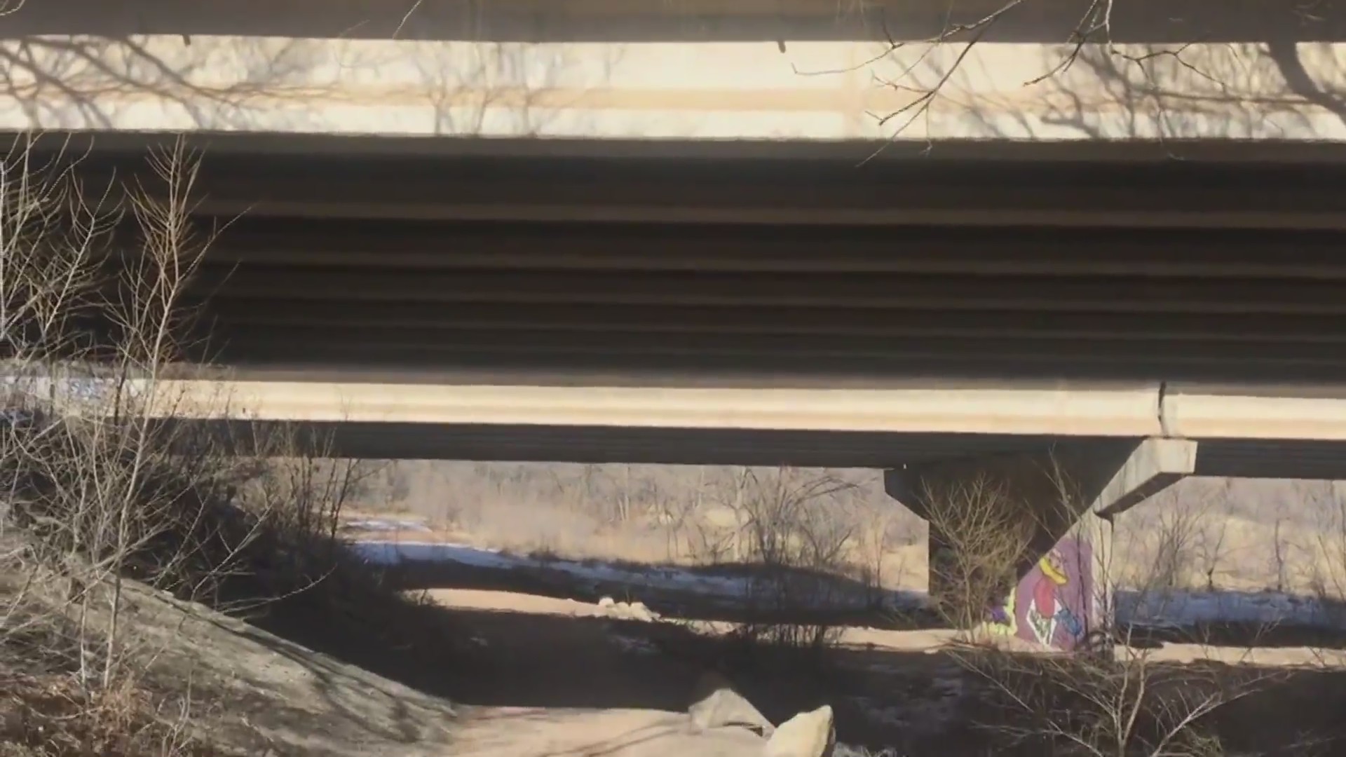 Officer who fell from bridge on life support – FOX31 Denver