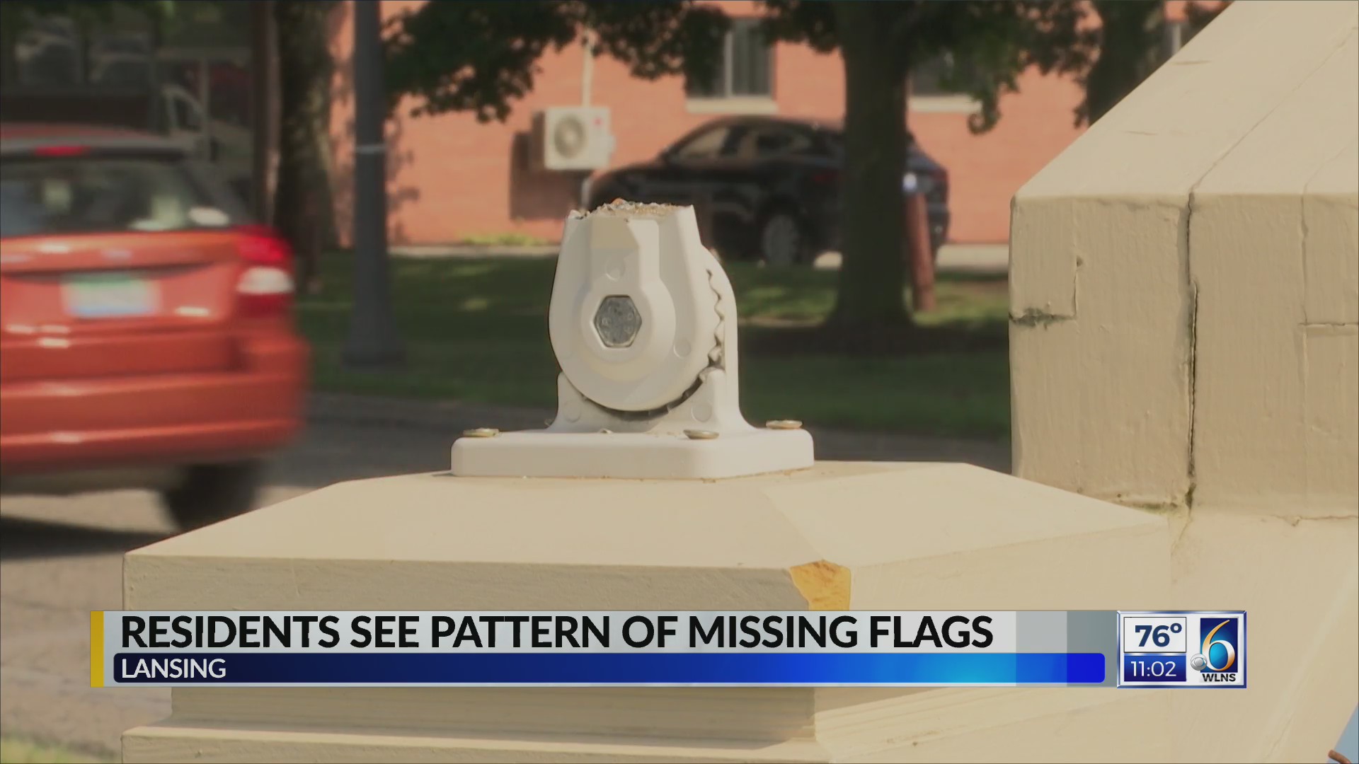 Residents see patterns of missing flags in Lansing – WLNS 6 News