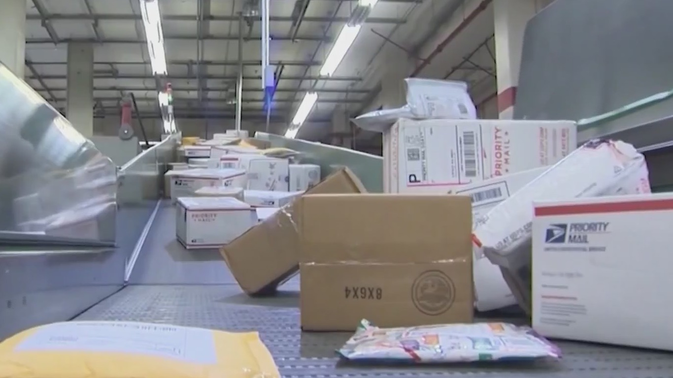 USPS will maintain operations at Buffalo facility after proposed move ...