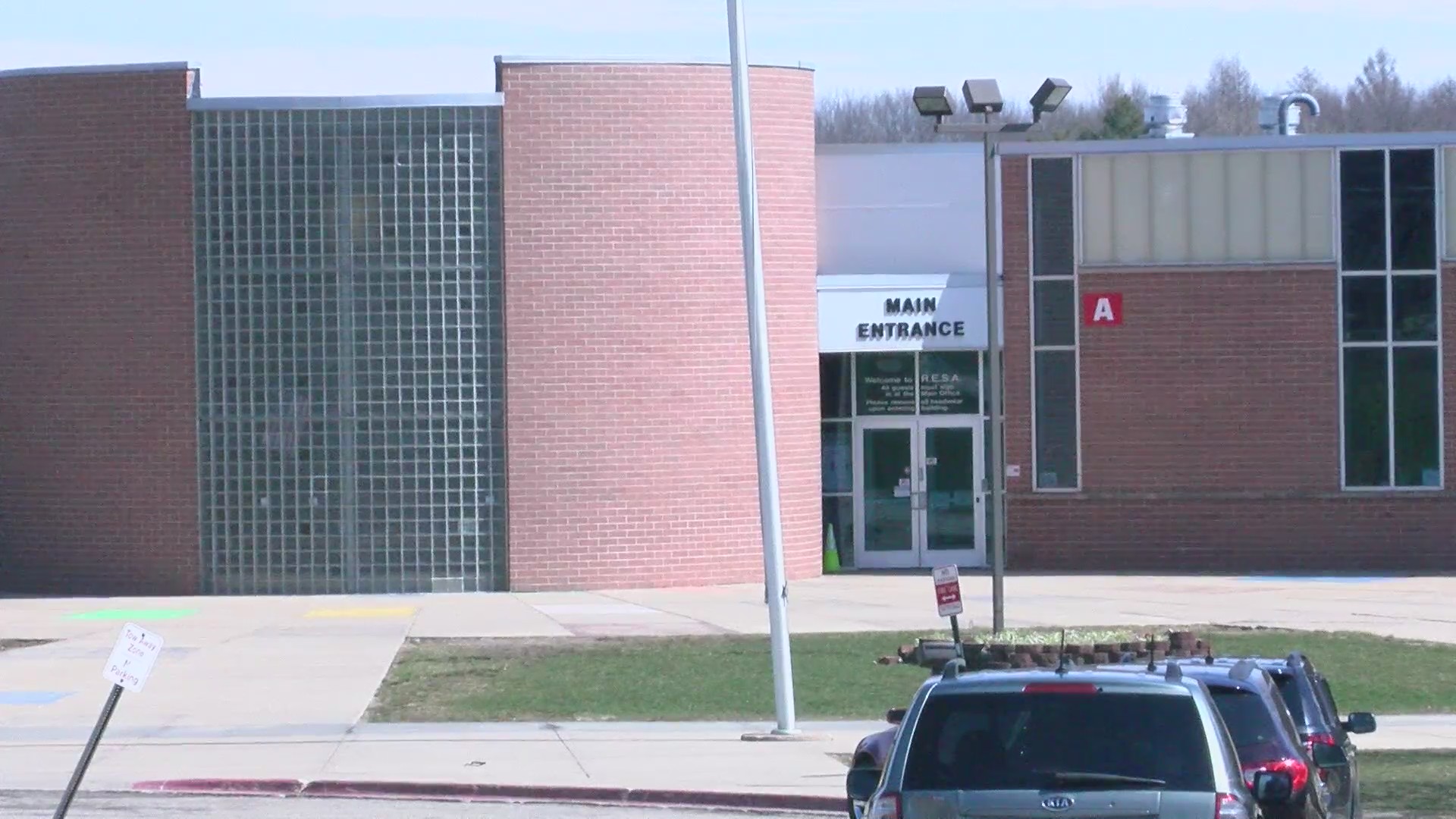 Police investigating threat against Rockford middle school ...