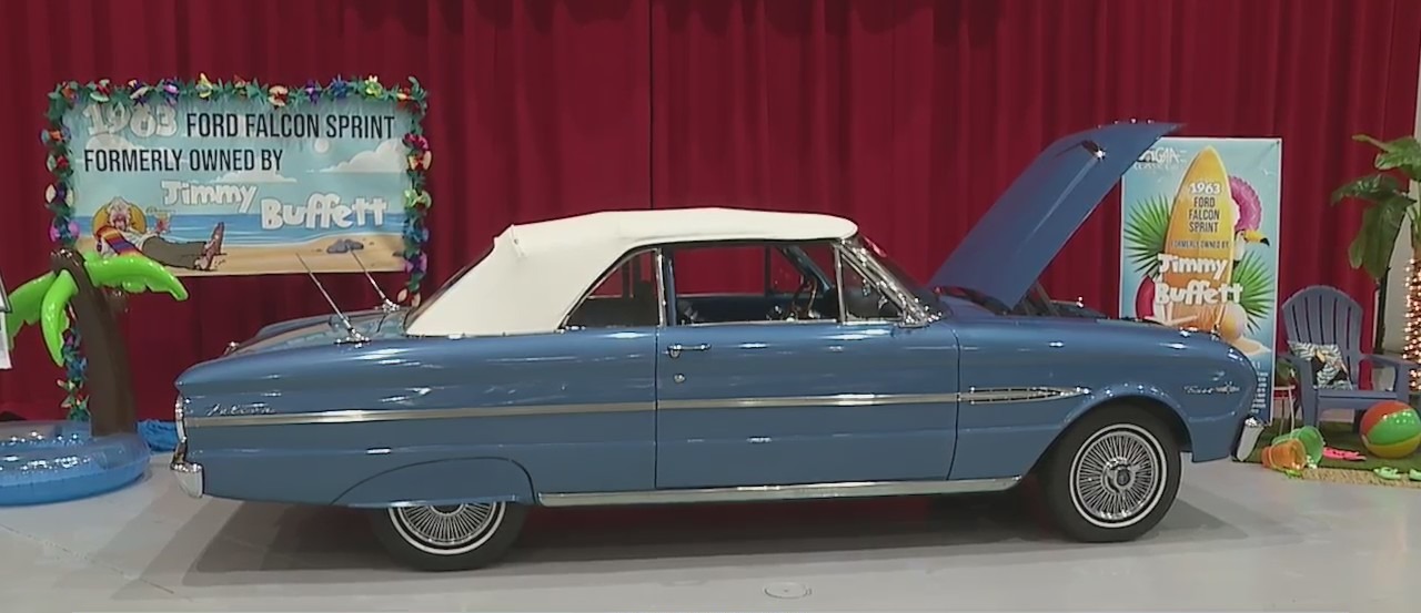 The Parrothead in your life can bid on Jimmy Buffet’s Falcon Sprint ...