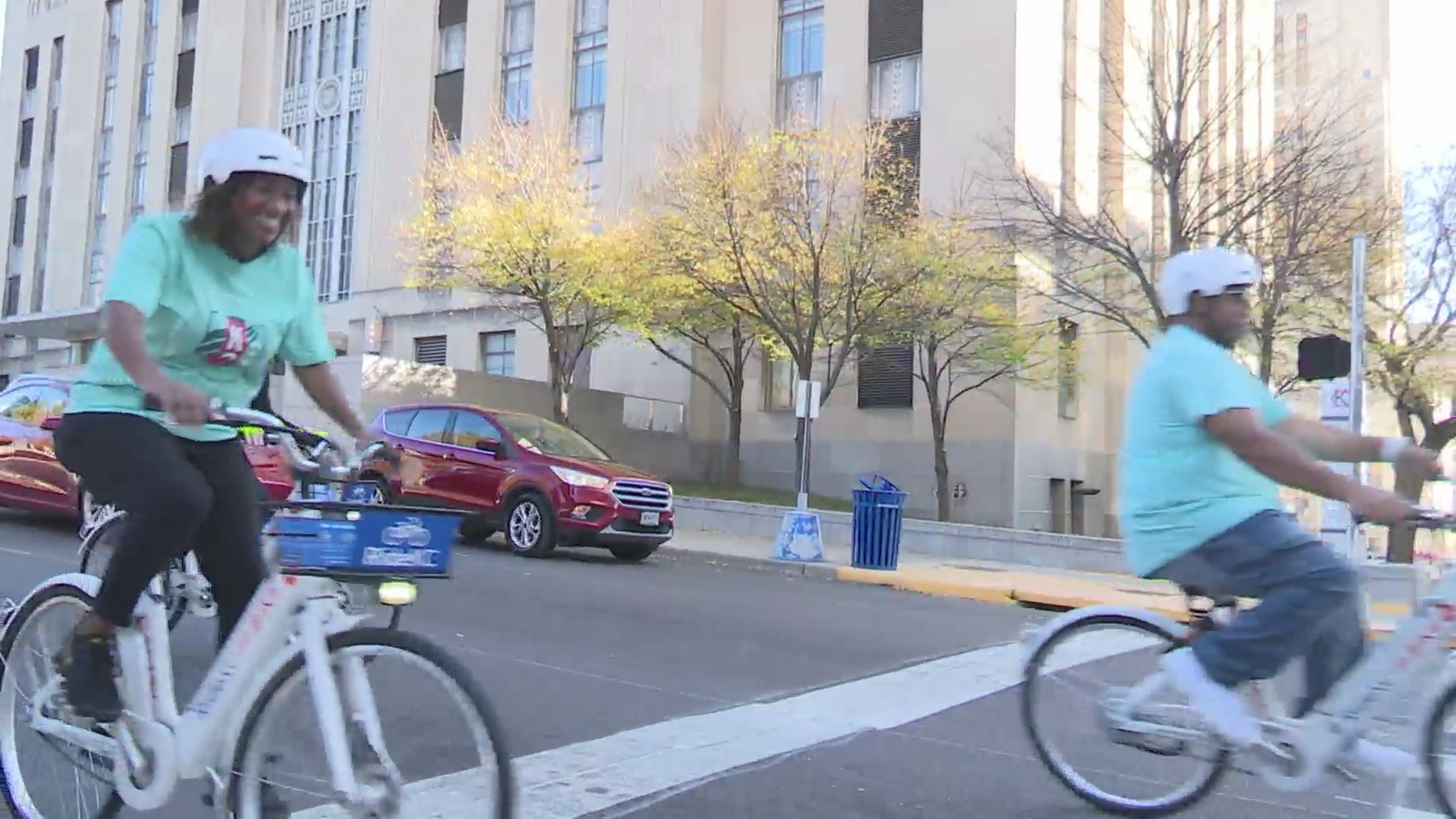 Kansas City, BikeWalkKC celebrates 30+ miles of bike lanes in 2 years ...
