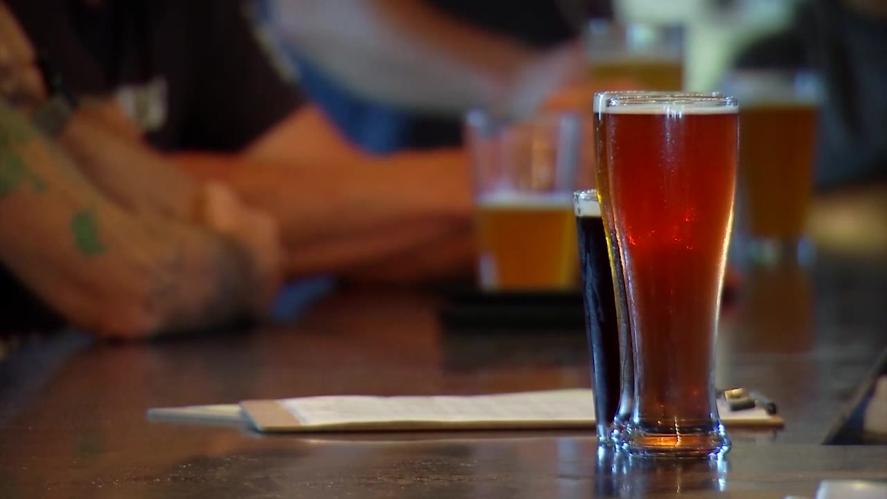 Beer tanning? Why doctors warn against the social media trend – NewsNation