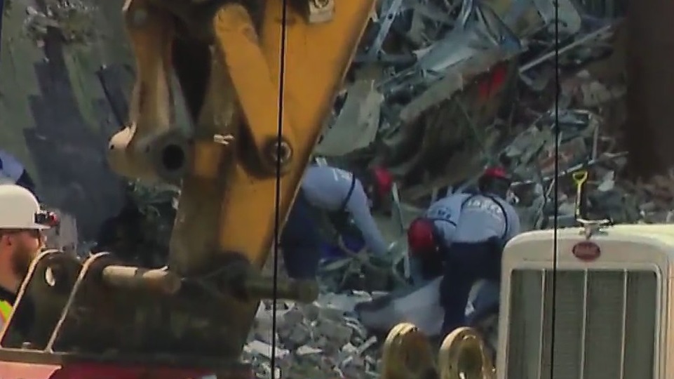 Iowa building collapse: Questions swirl as survivor search ends, demo ...