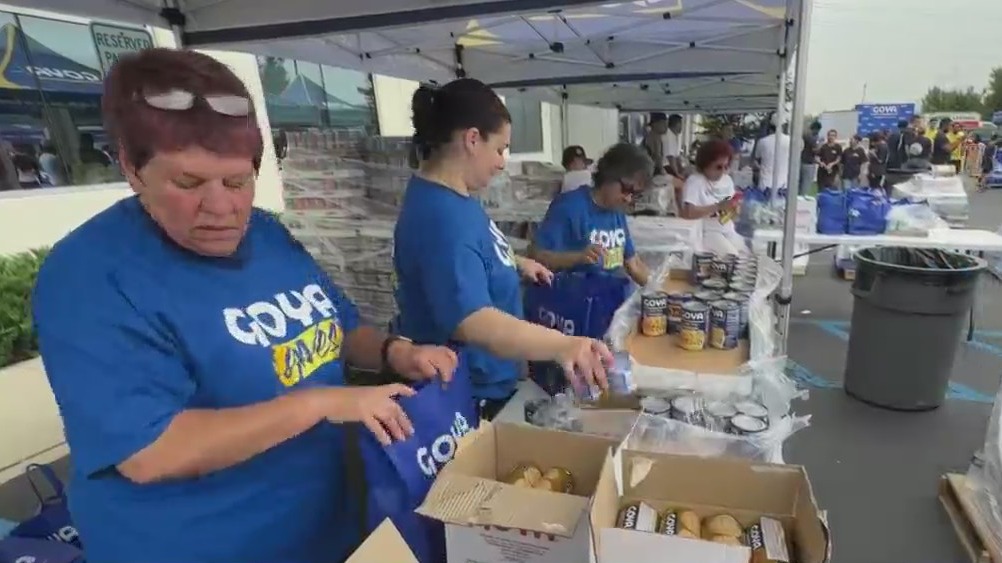 Third annual Goya Gives Day food drive in Jersey City – PIX11
