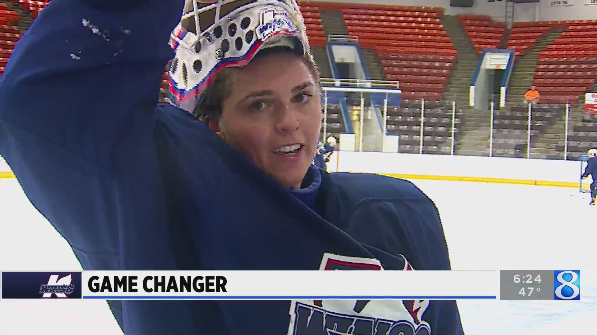 Female K-Wings candidate stops pucks, pushes boundaries – WFLA