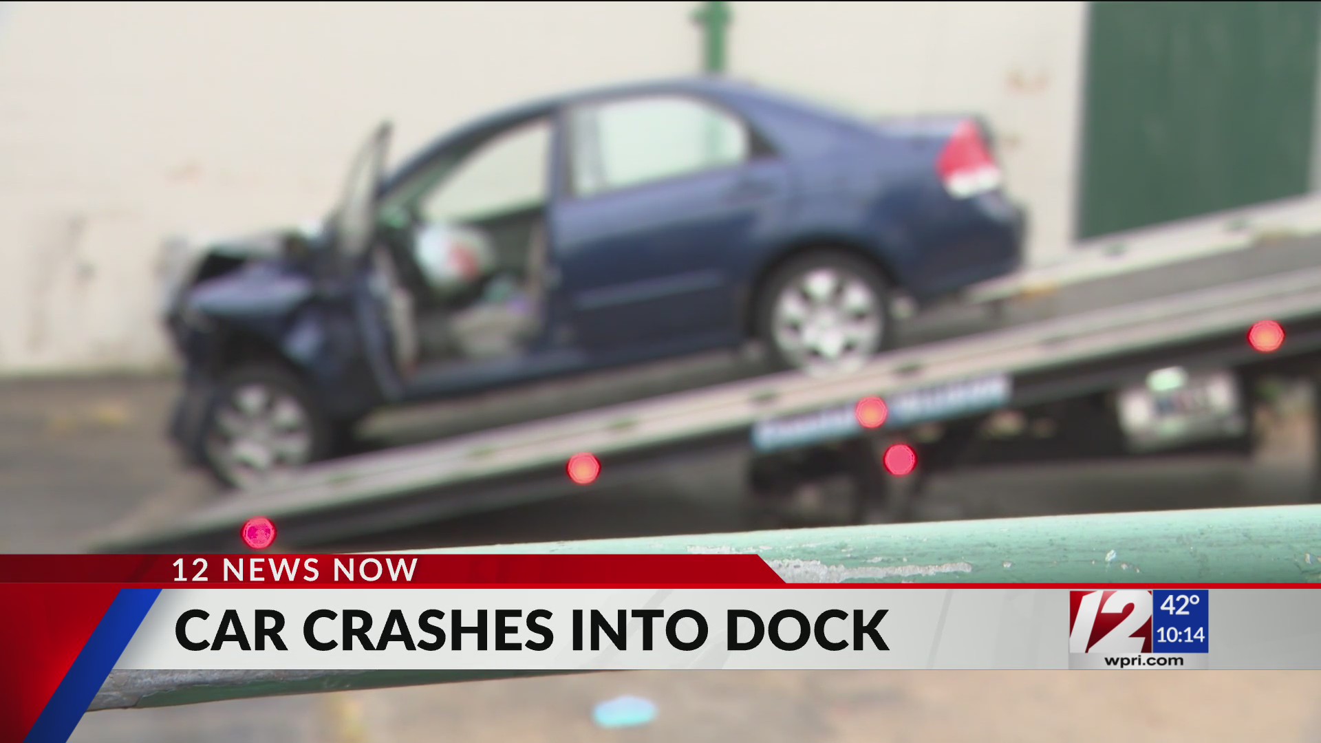 Driver injured after car crashes into loading dock – WPRI.com