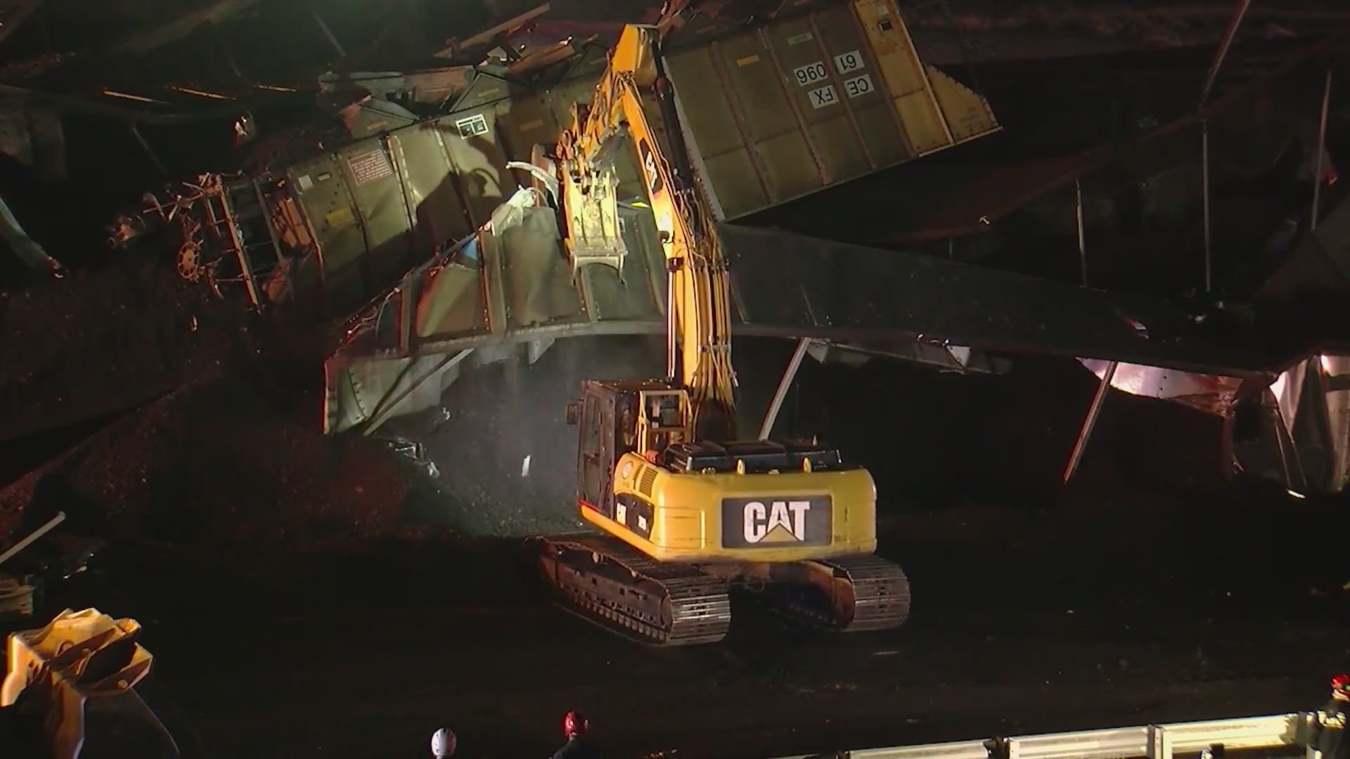 Broken rail caused Colorado train derailment that collapsed bridge ...