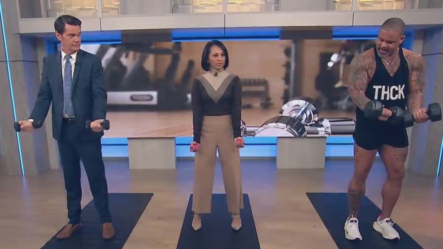 Weighted workout tips and exercises – PIX11