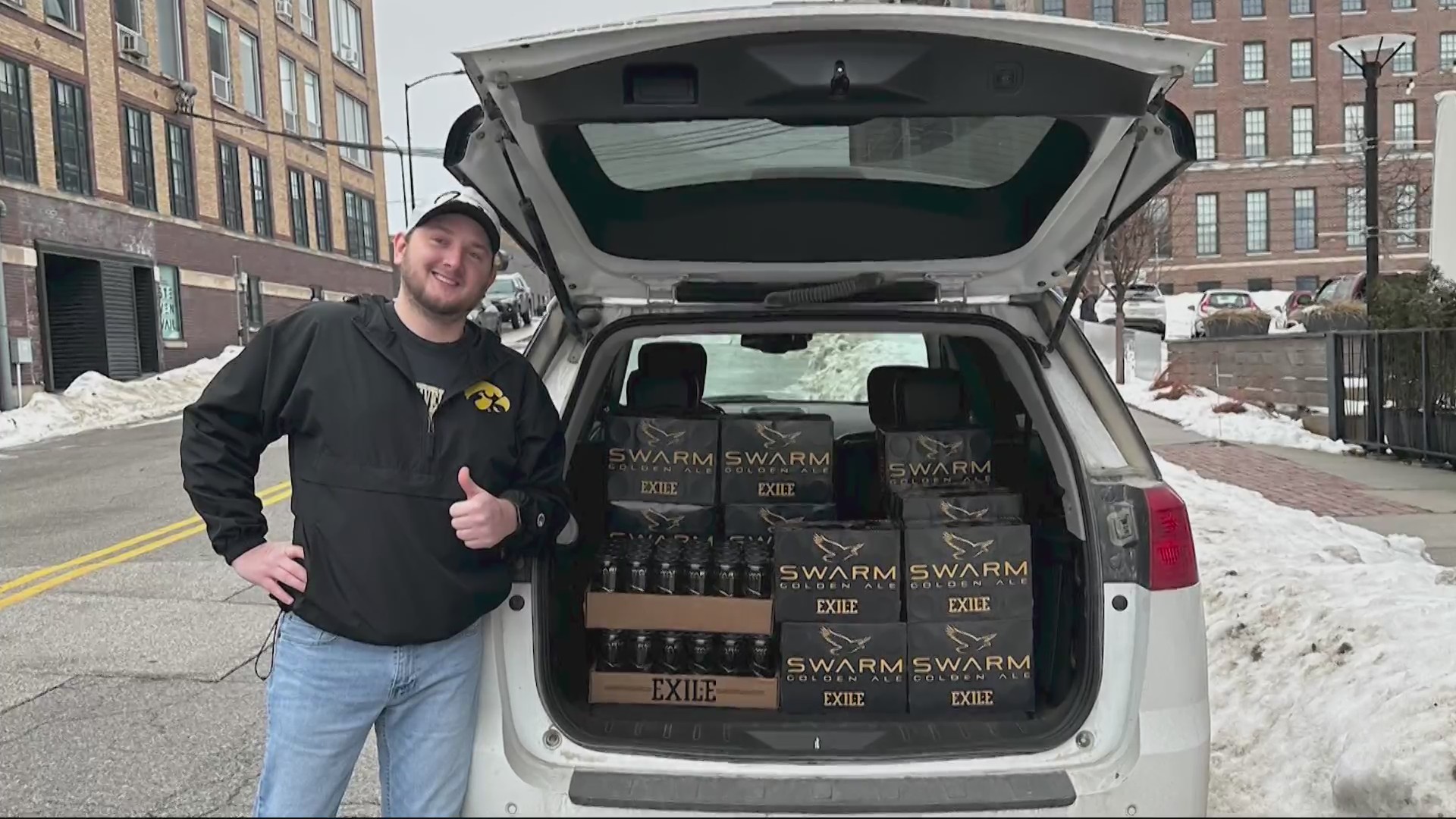 Fan who filled car with beer to bring Proctor to Hawks still sees good ...