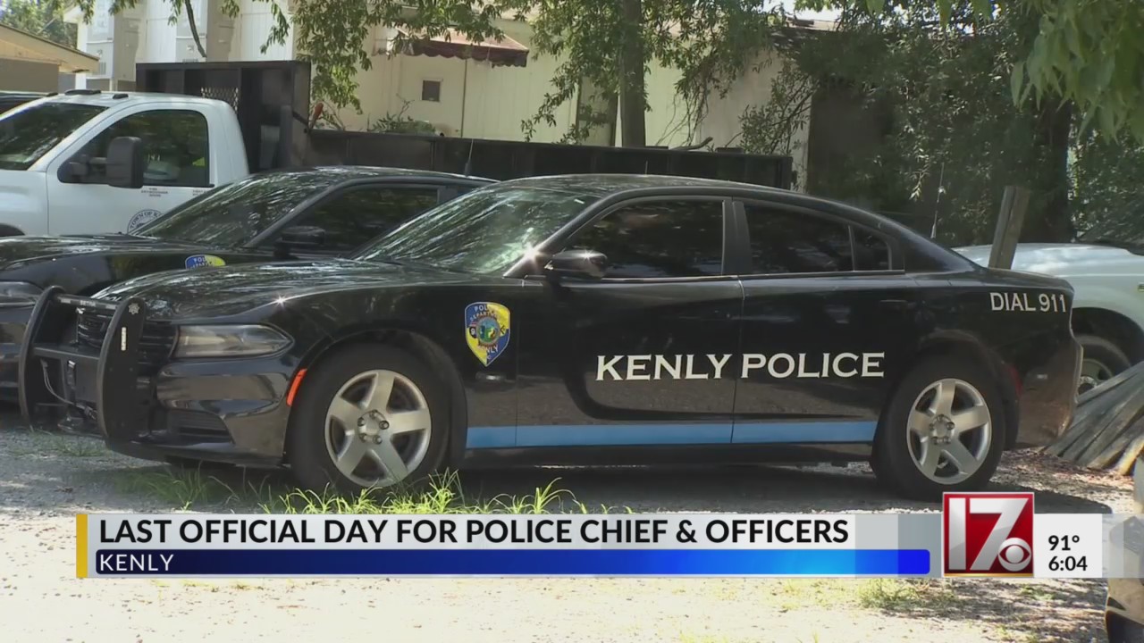 Last official day for Kenly police chief and officers – CBS17.com