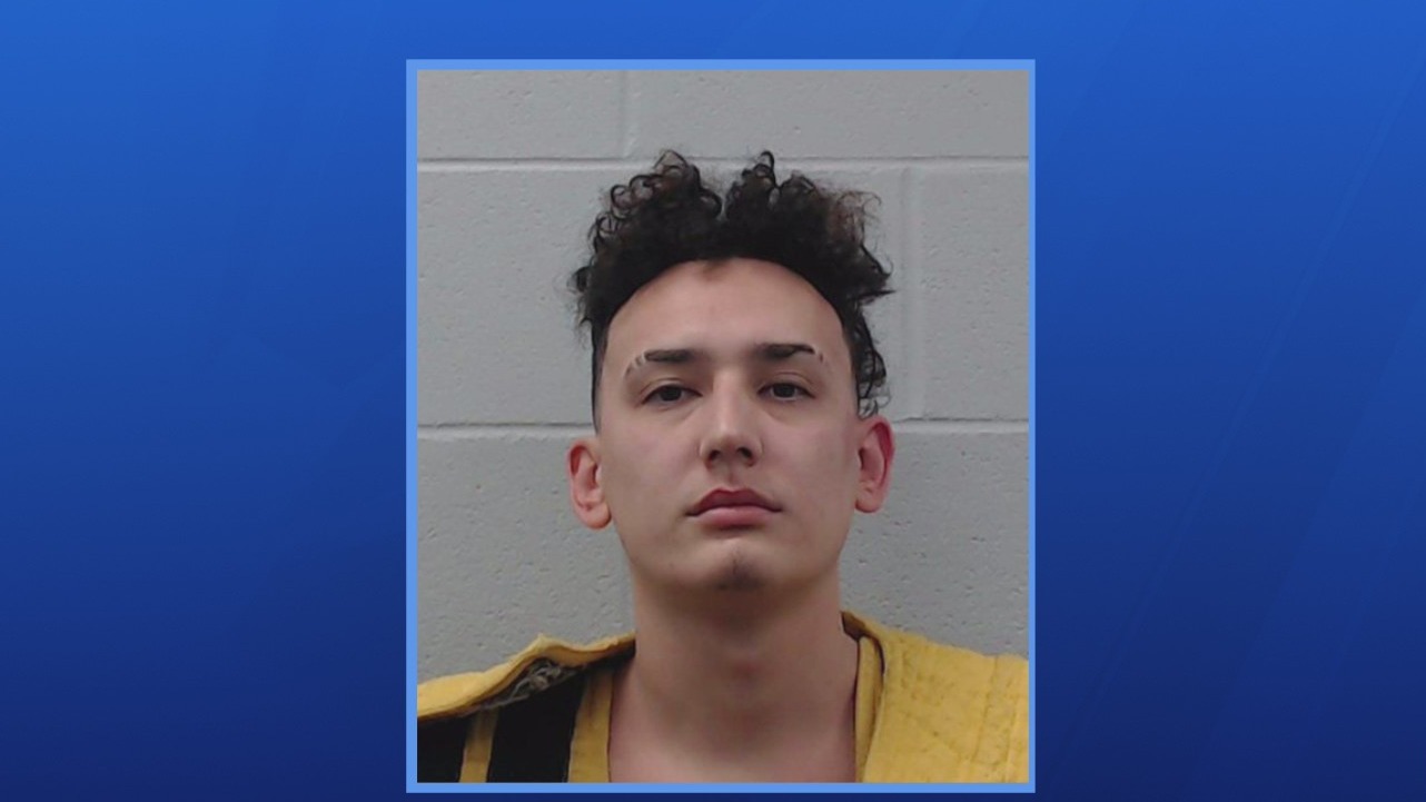 Off-duty Kyle police officer shot in San Marcos – KXAN Austin