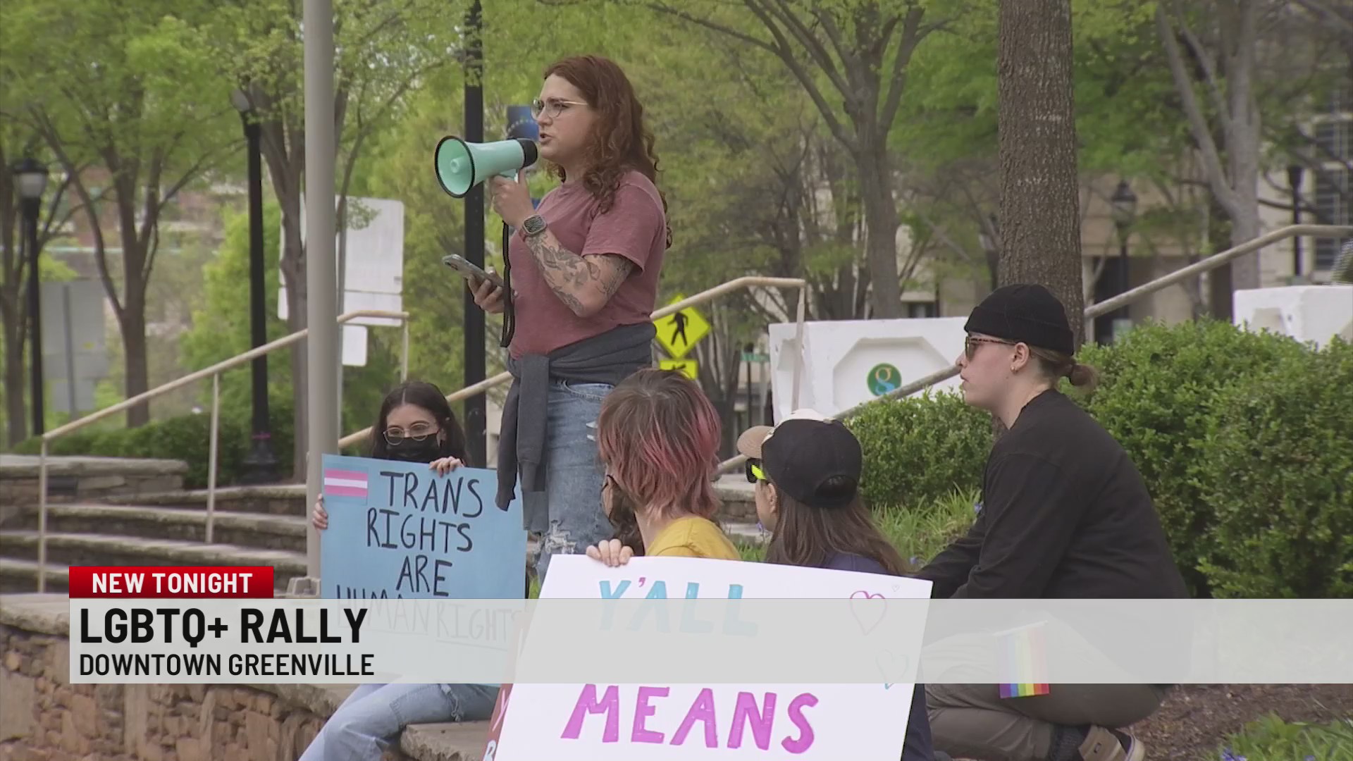 Rally held in Greenville in support of transgender community – WSPA 7NEWS