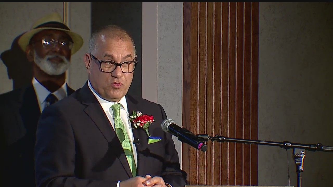 WKBN Reporter Gerry Ricciutti inducted into Youngstown Press Club Hall ...