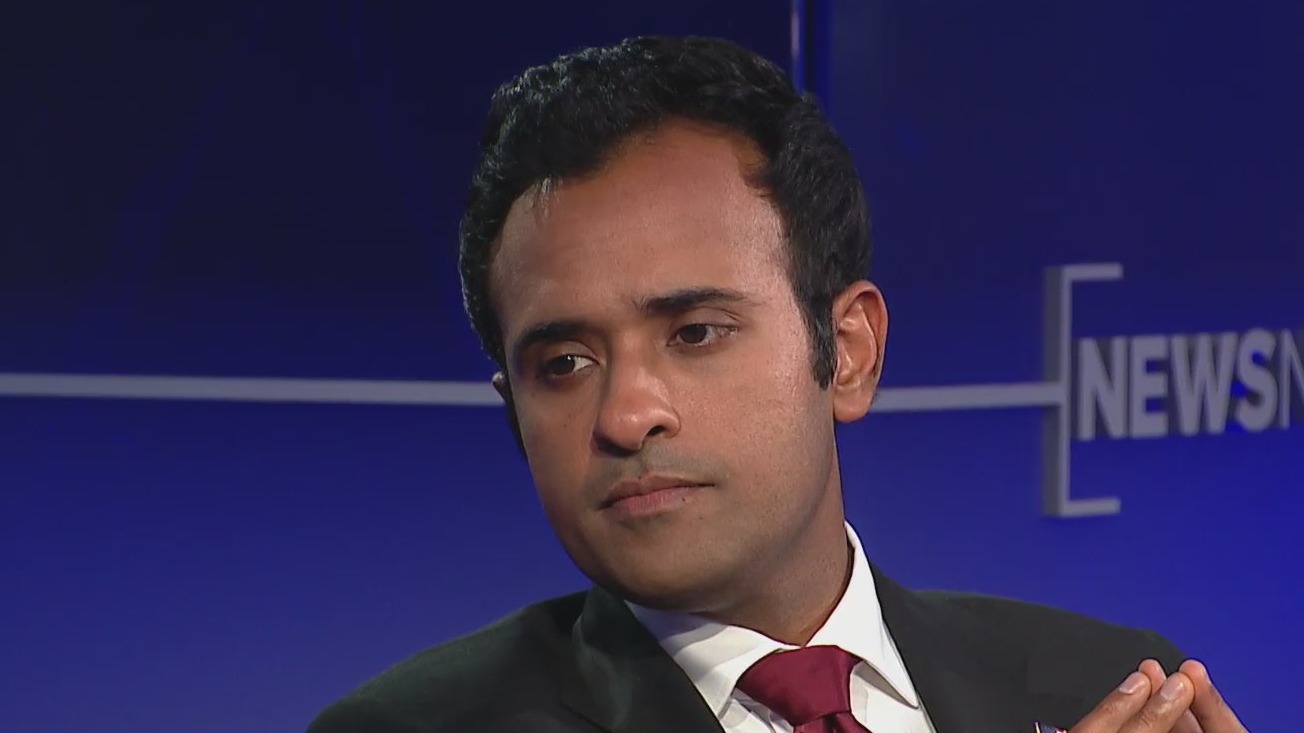 Vivek Ramaswamy: I will make a ‘deal’ with Putin if I’m elected | Vivek ...