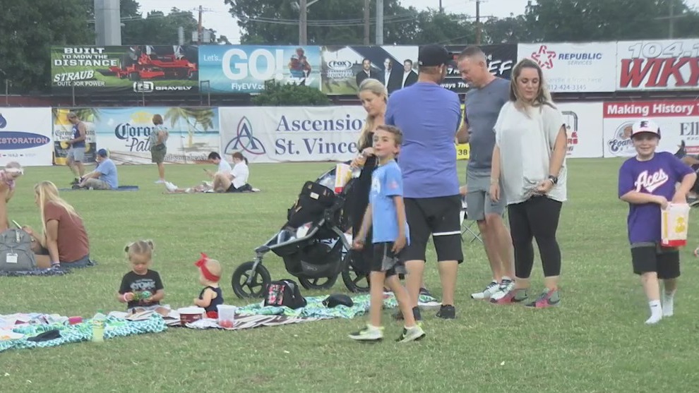 Bosse Field is showing A League of Their Own on its 30th anniversary ...