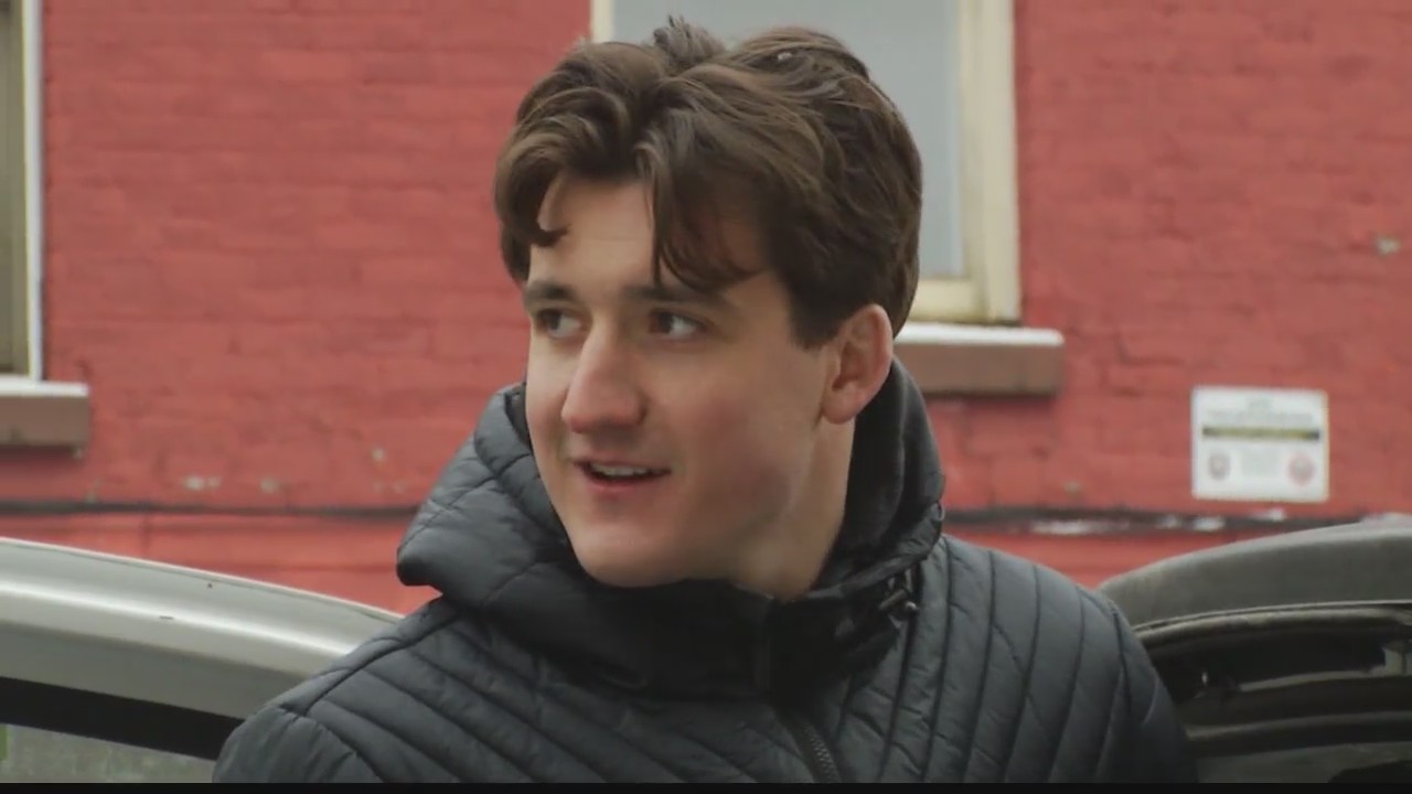 Josh Kosack named Hockey Humanitarian Award winner – NEWS10 ABC