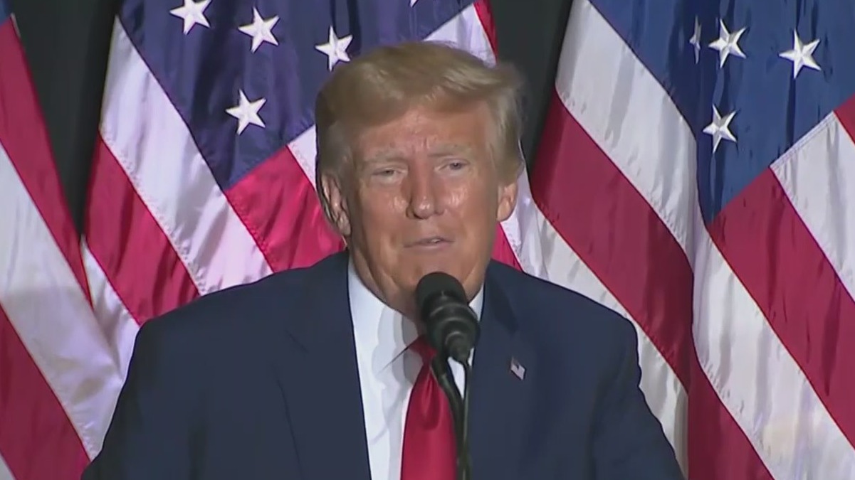 Trump blasts DeSantis in Iowa, says GOP rival ‘despises’ the state’s ...