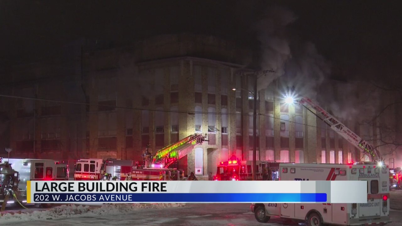 Fire breaks out again at abandoned Fort Wayne building – WANE 15