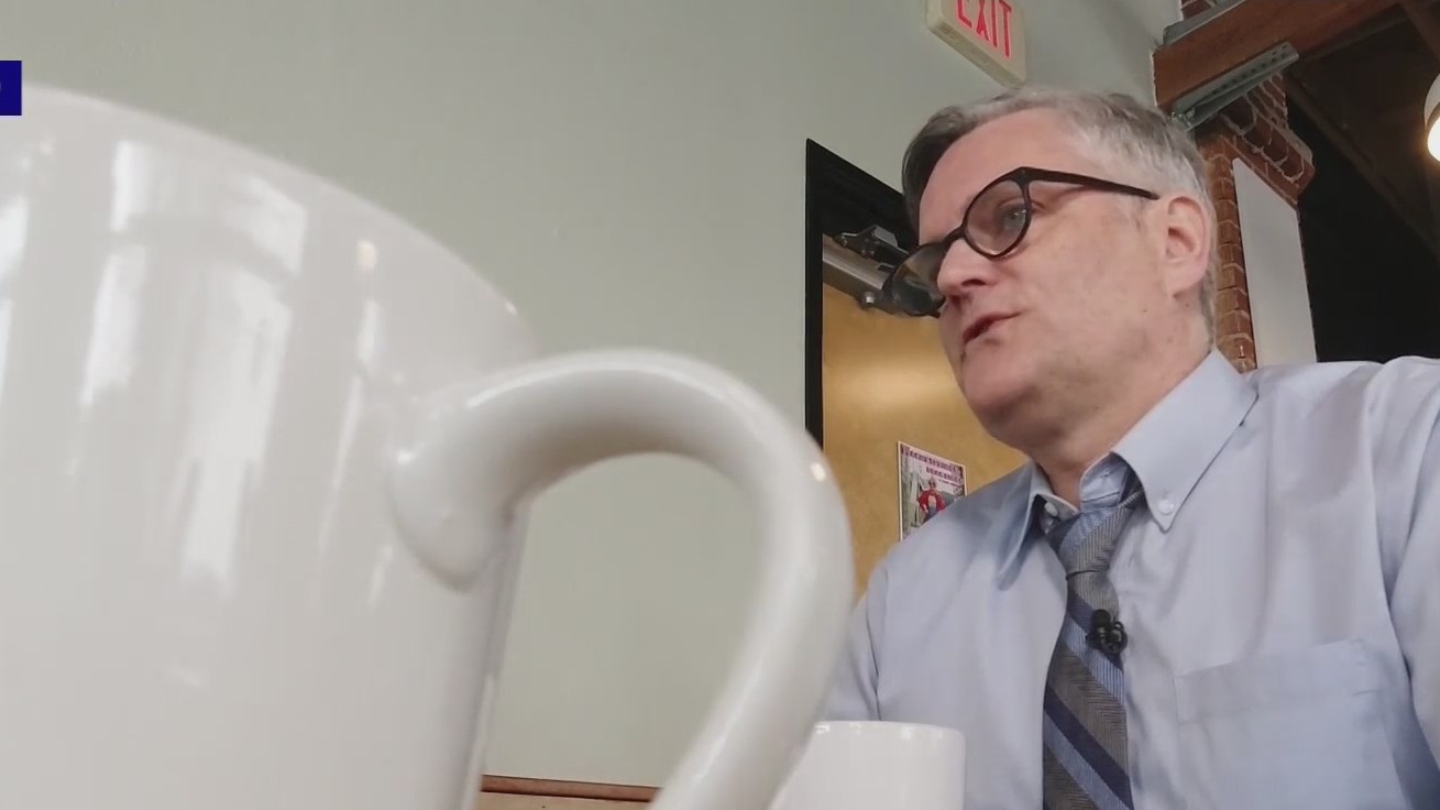 Former Mayor Sam Adams was facing complaints before he resigned – KOIN.com