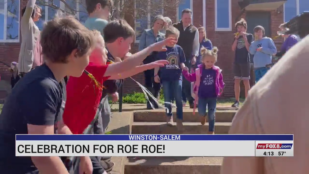 Chad Tucker’s daughter Roe-Roe rings bell marking end of chemotherapy ...