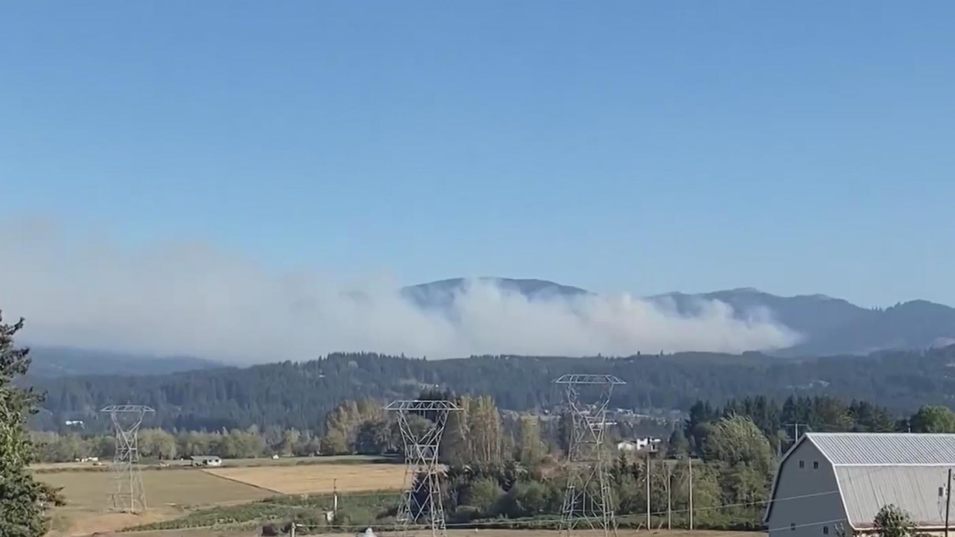 Evacuations shrink for Nakia Creek Fire burning in Clark County – KOIN.com