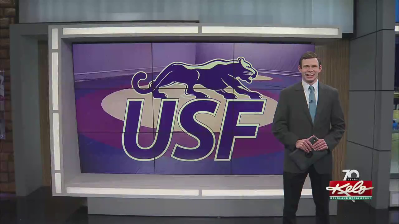 USF wrestling tabs first dual victory of Division-II era – KELOLAND.com