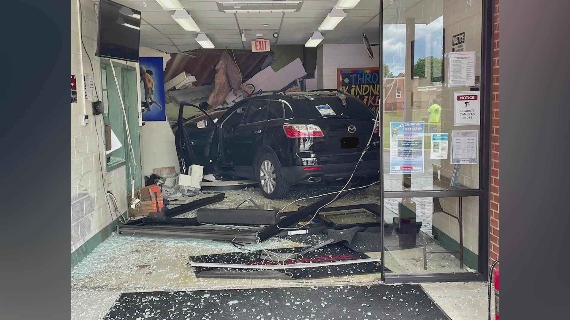 Chesapeake employee seriously hurt after accident involving SUV driver ... Chesapeake employee seriously hurt after accident involving SUV driver ...