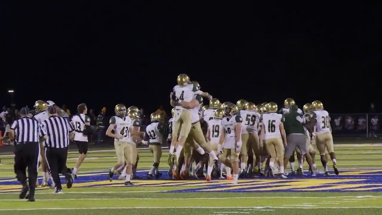 Late stop lifts Ursuline past Farrell in high scoring thriller – WKBN.com