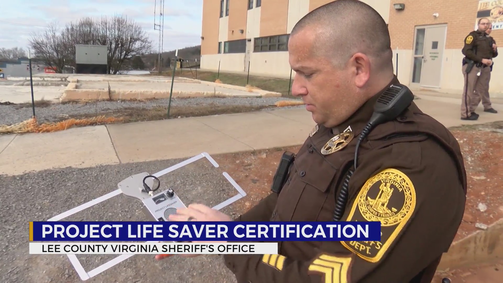 Lee Co. deputies trained in Project Lifesaver to find missing people ...