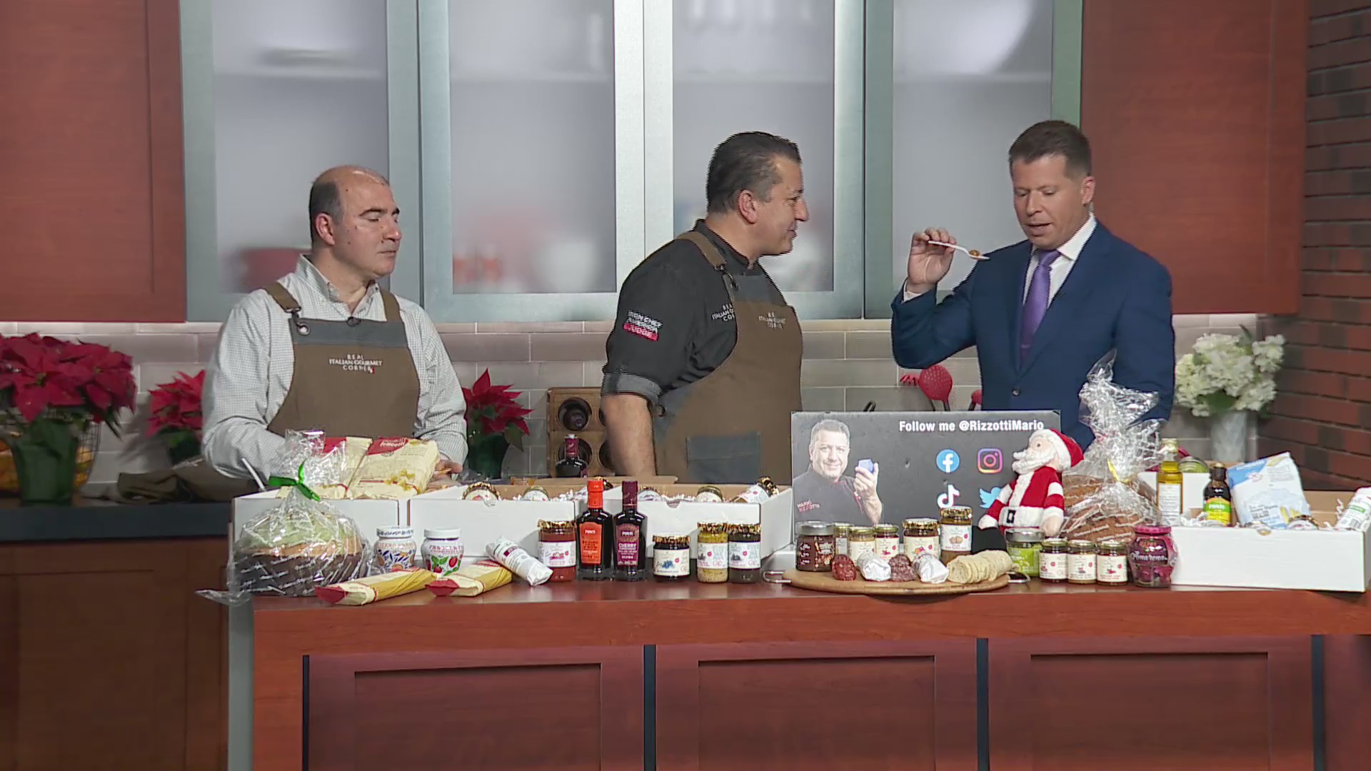 Holiday Gift Boxes with Chef Mario Rizzotti – WGN-TV