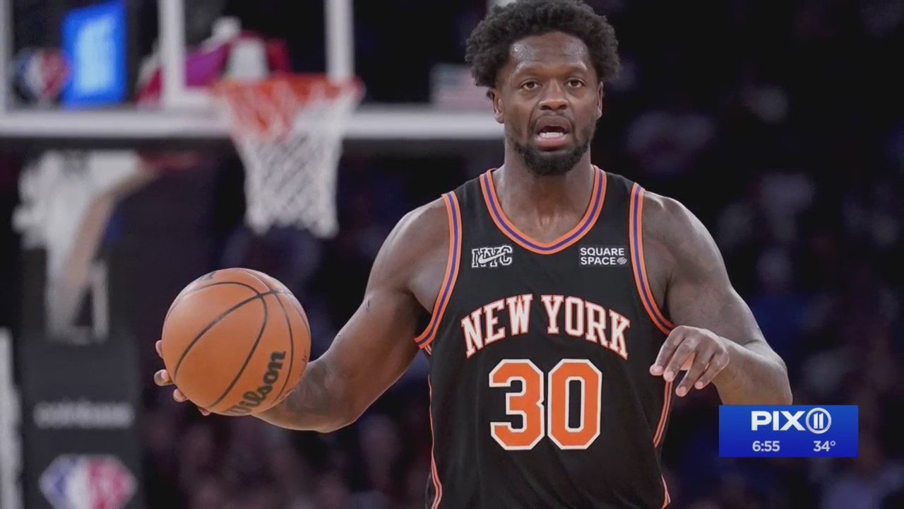 Moose on the Loose: Julius Randle – PIX11