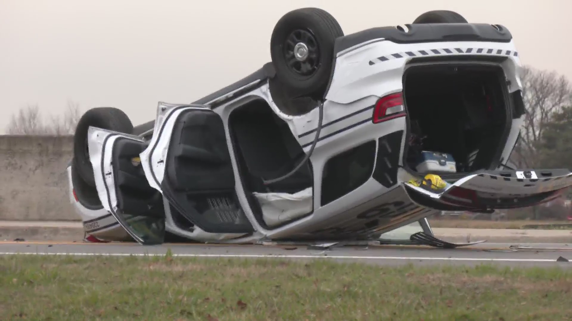 Accident puts Dayton Police vehicle on its roof – WDTN.com