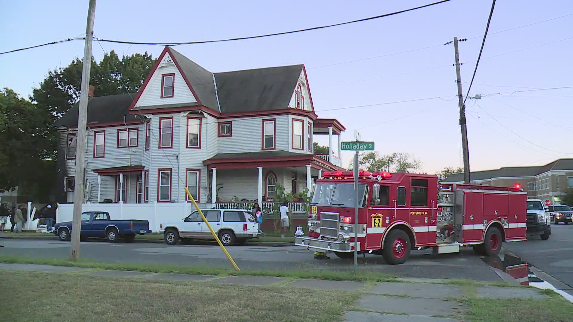 Firefighters respond to structure fire in Portsmouth – WAVY.com