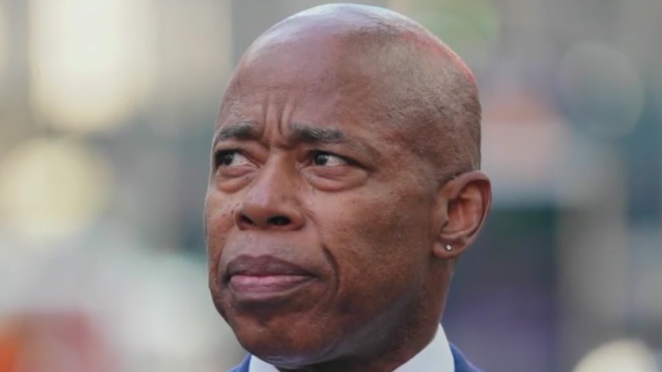 Mayor Adams addresses FBI raid at fundraiser’s home – PIX11