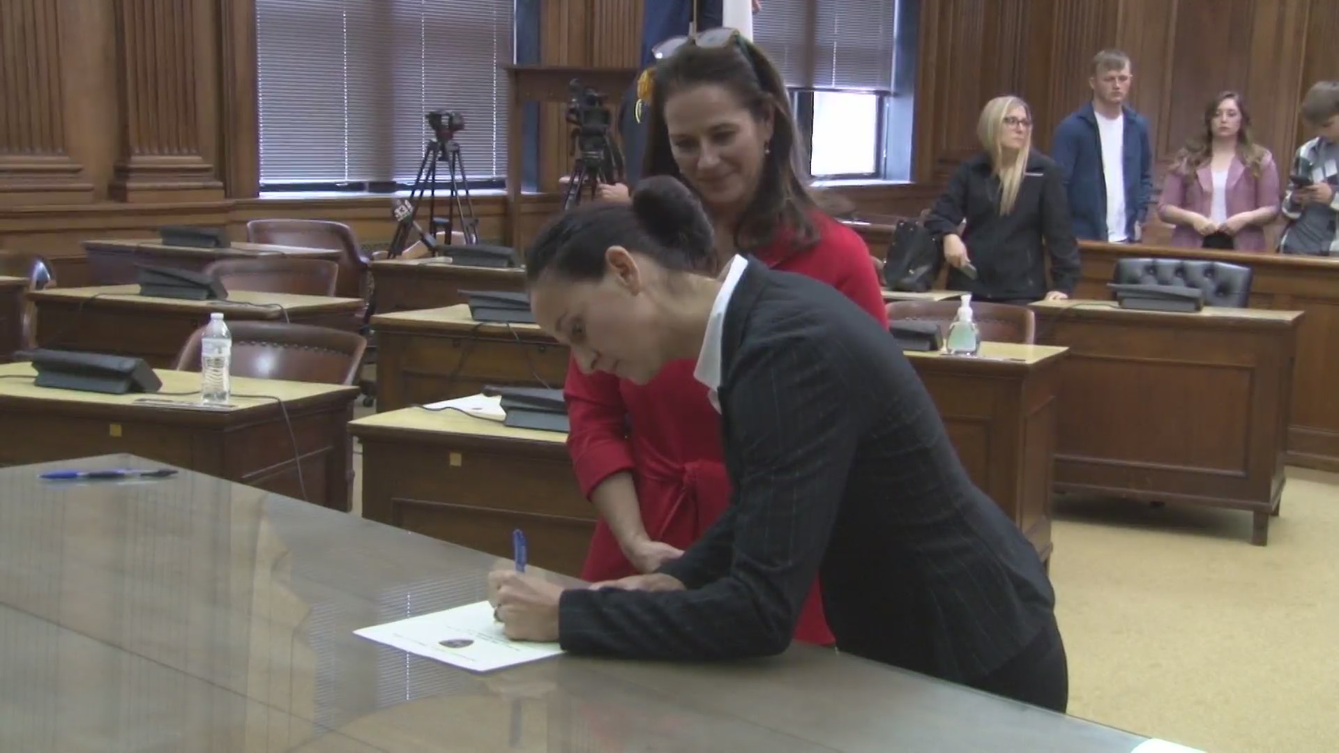 Newly sworn-in West Virginia officer won’t let age or gender define her ...