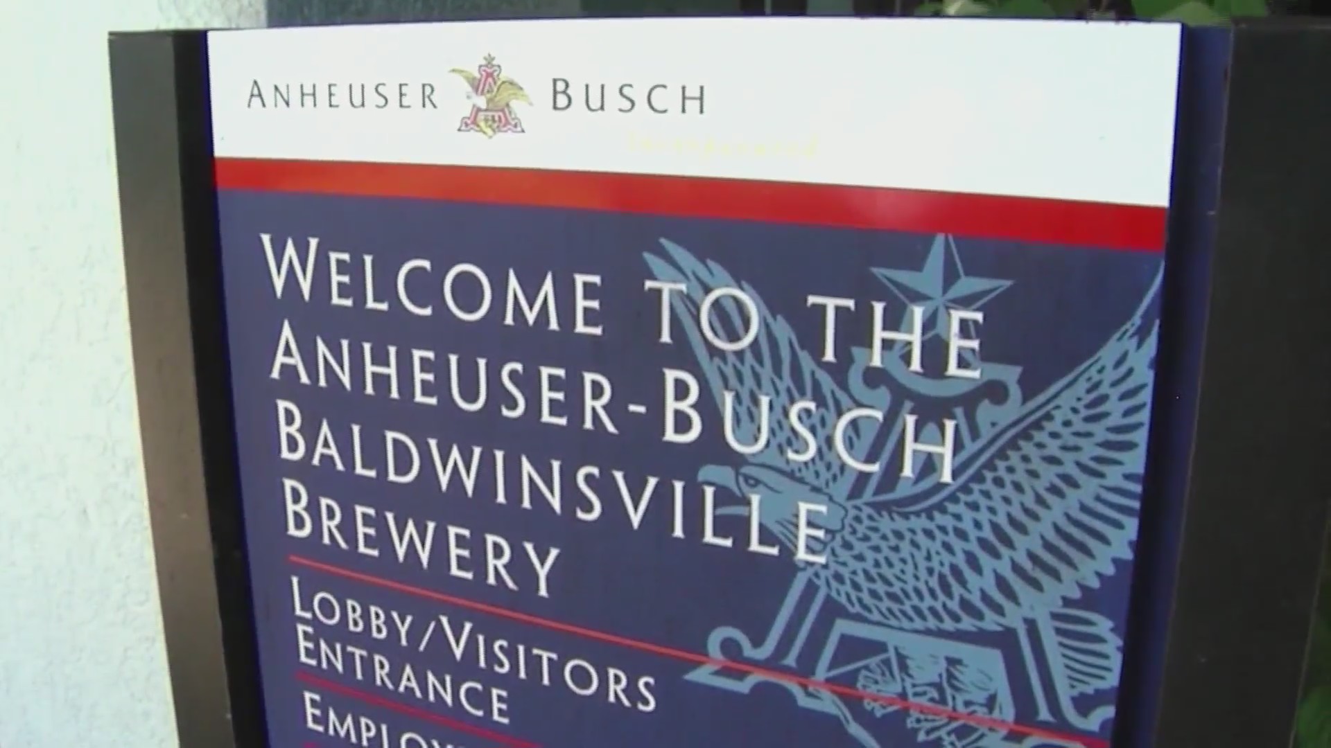 Beer maker Anheuser-Busch InBev reports better-than-expected Q4 earnings despite Bud Light ...
