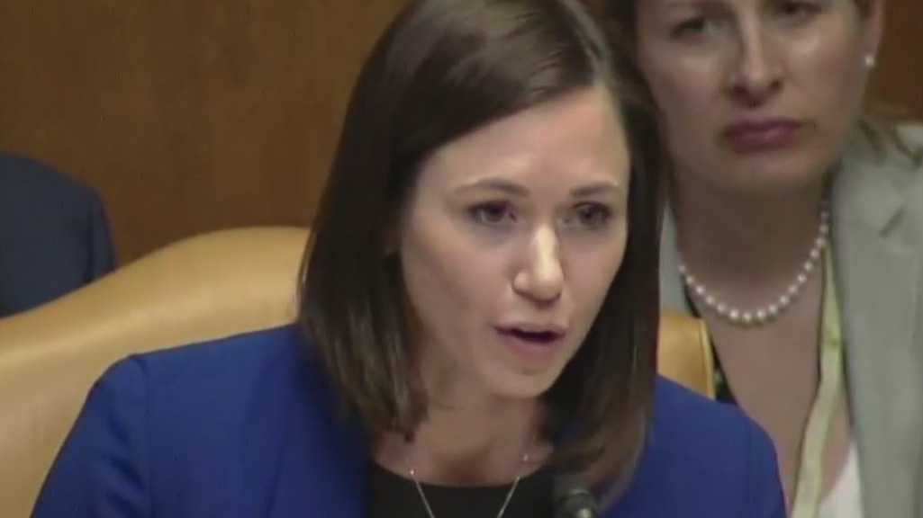 Meet Katie Britt: Senator giving GOP’s State of the Union response ...