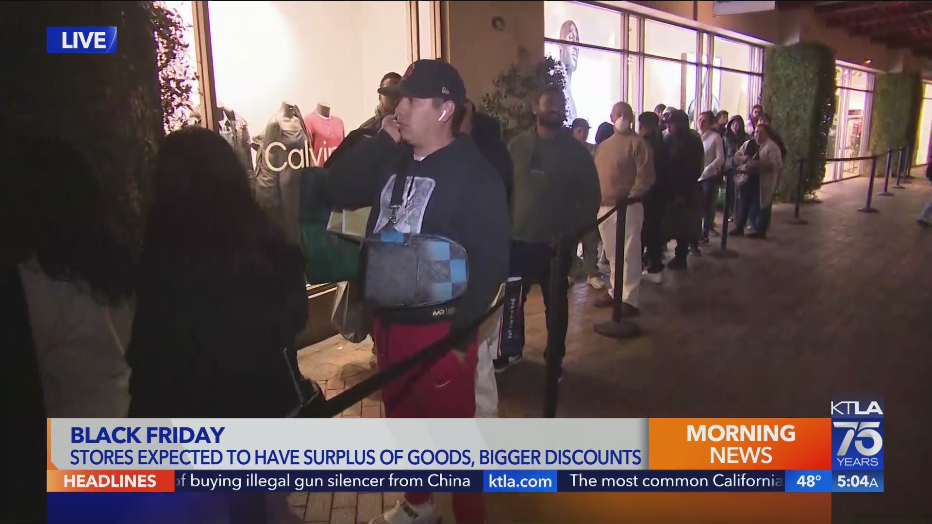 Citadel shoppers line up for Black Friday deals – KTLA