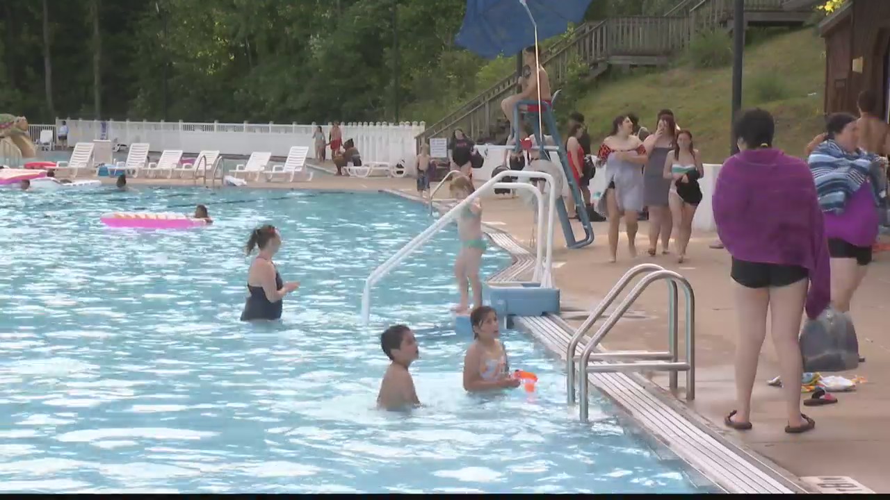 Burdette Pool opens with summer on the horizon – Eyewitness News (WEHT ...