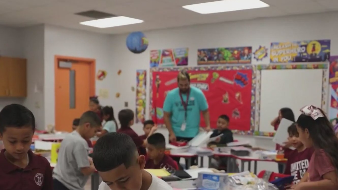 Uvalde students experiencing trauma after massacre | NewsNation Live ...