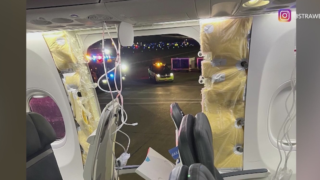 NTSB: Bolts for door plug on Alaska Airlines Flight 1282 were missing ...