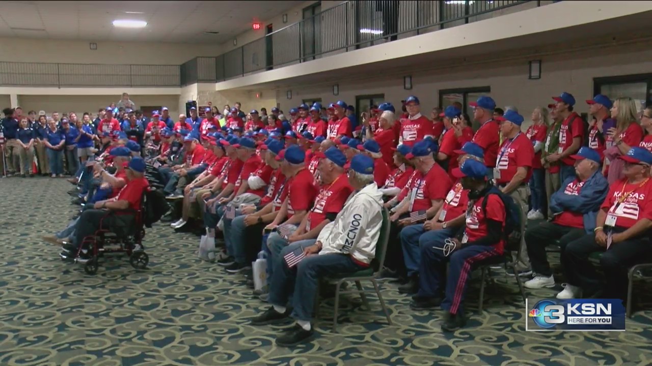 Nearly 100 veterans take part in Kansas Honor Flights 50th Welcome Home ...