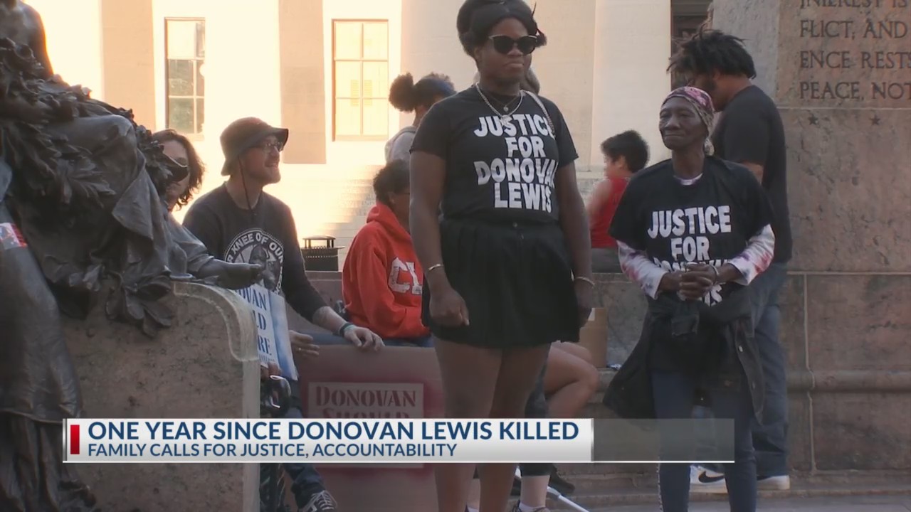 Family, supporters gather to remember Donovan Lewis one year after ...