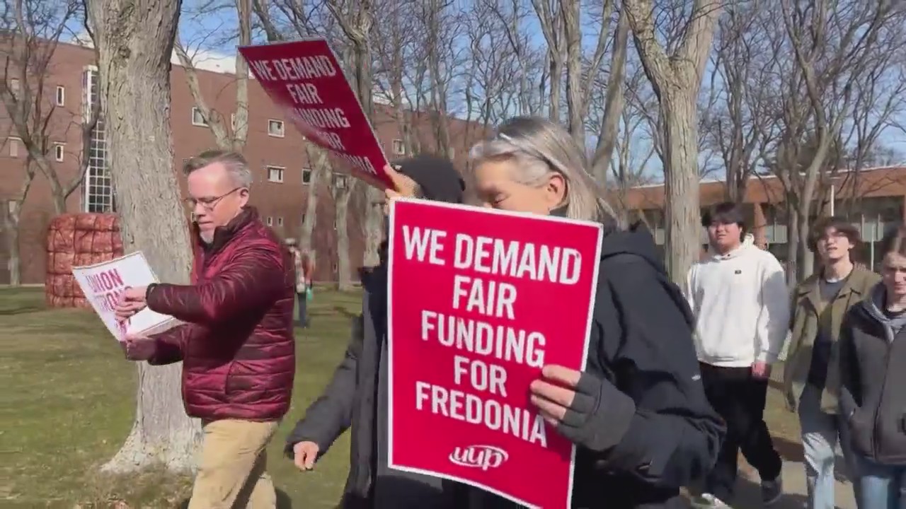 SUNY Fredonia students protest program cuts – News 4 Buffalo