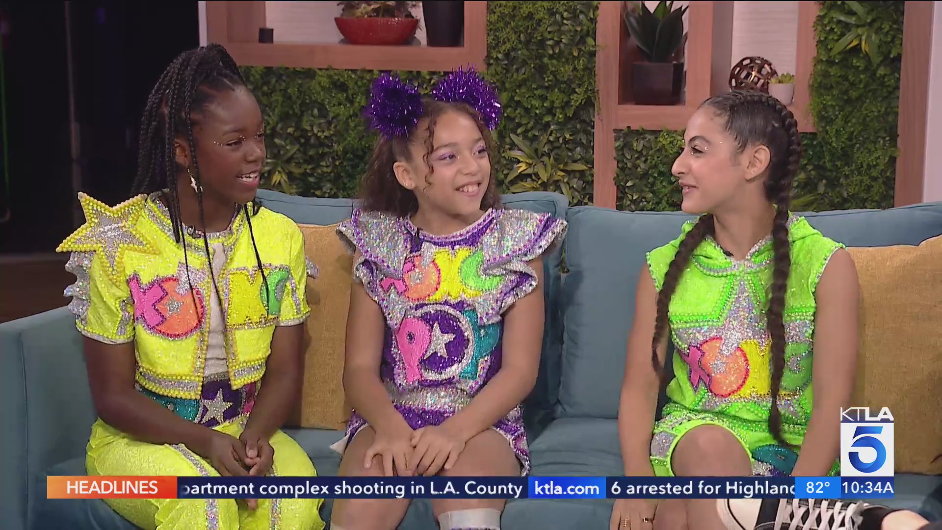 XOMG POP! performs hit single ‘XOMG’ – KTLA